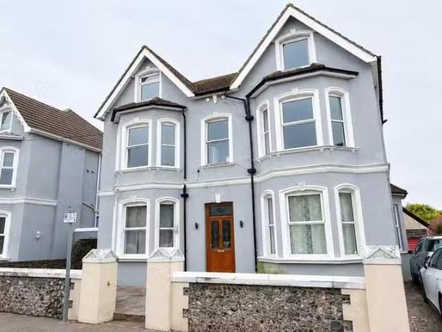 1 bedroom flat for rent in Selden Road, Worthing, BN11