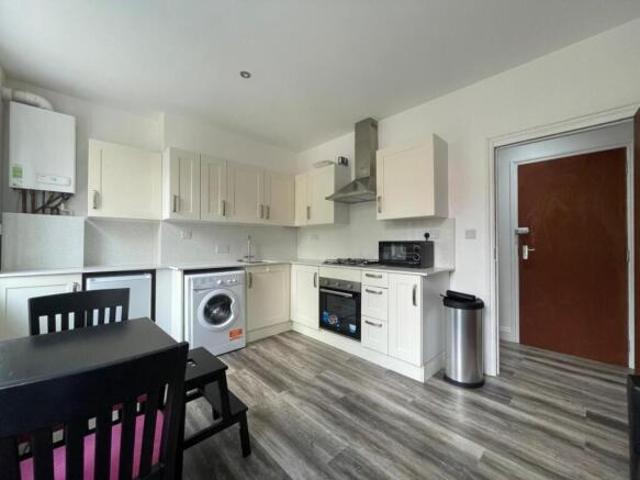 1 bedroom flat for rent in Settles Street, London, E1