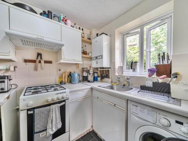 1 bedroom flat for rent in Seymour Gardens, London, SE4