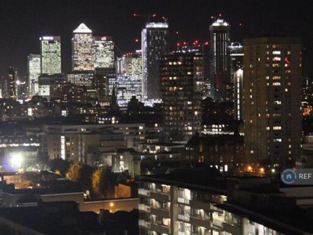 1 bedroom flat for rent in Skyline Plaza Building, London, E1