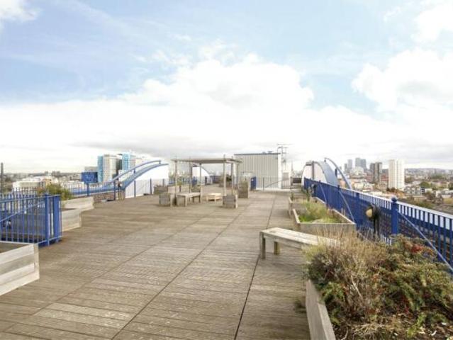 1 bedroom flat for rent in Skyline Plaza Building, 80 Commercial Road, London, E1