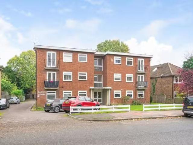 1 bedroom flat for rent in Shortlands Grove, Barton Court, BR2