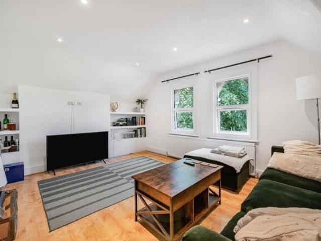 1 bedroom flat for rent in Shortlands Grove, Shortlands, BR2