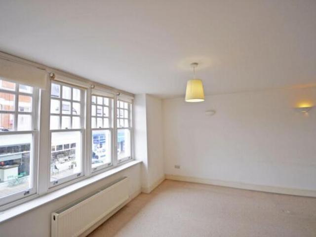1 bedroom flat for rent in Sheen Lane, Mortlake, SW14