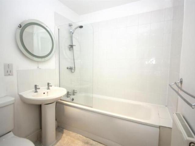 1 bedroom flat for rent in Sheen Lane, East Sheen, SW14