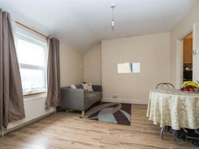 1 Bedroom Flat For Rent In Shepherds Bush