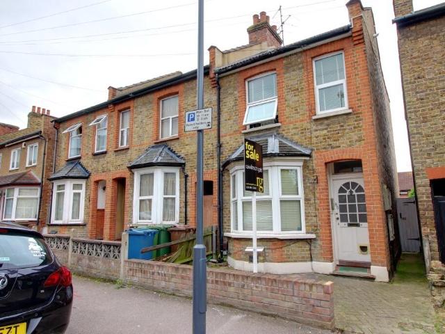 1 bedroom flat for rent in Sherwood Road, South Harrow, HA2