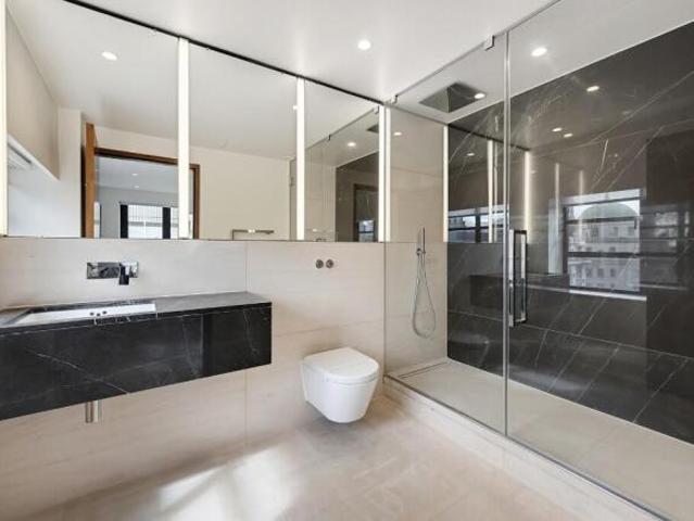 1 bedroom flat for rent in Sherwood Street, London, W1F