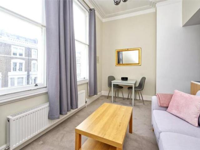1 bedroom flat for rent in Sinclair Road, W14