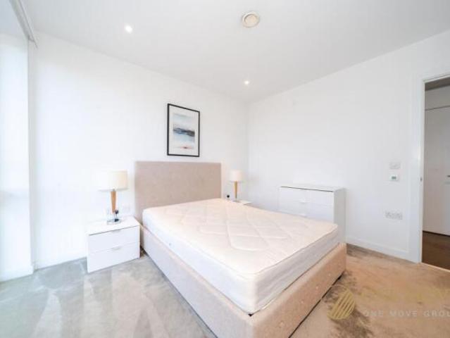 1 bedroom flat for rent in Siddal Apartments, Elephant park SE17