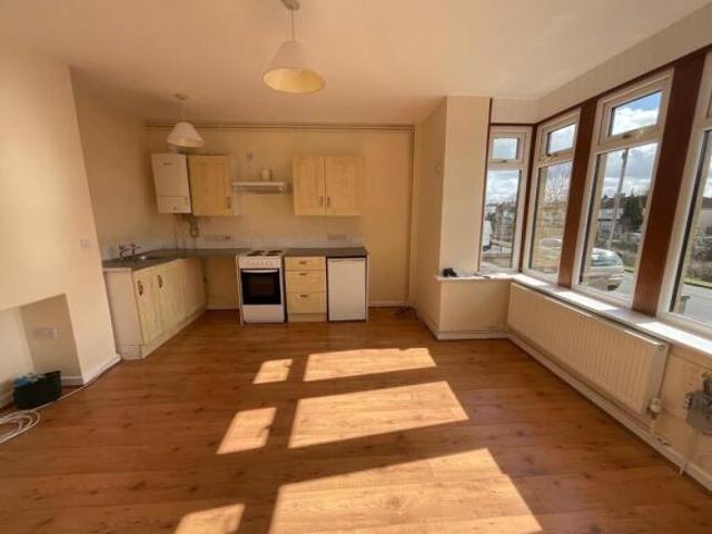 1 bedroom flat for rent in Signal Road, Staple Hill, Bristol, BS16