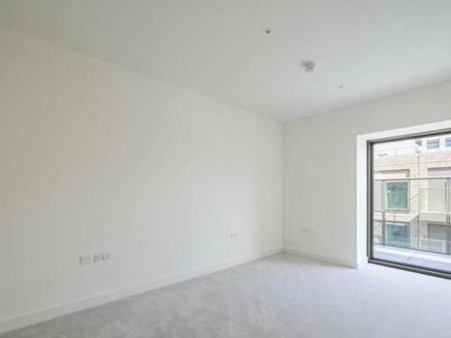 1 Bedroom Flat For Rent In Silvertown, London