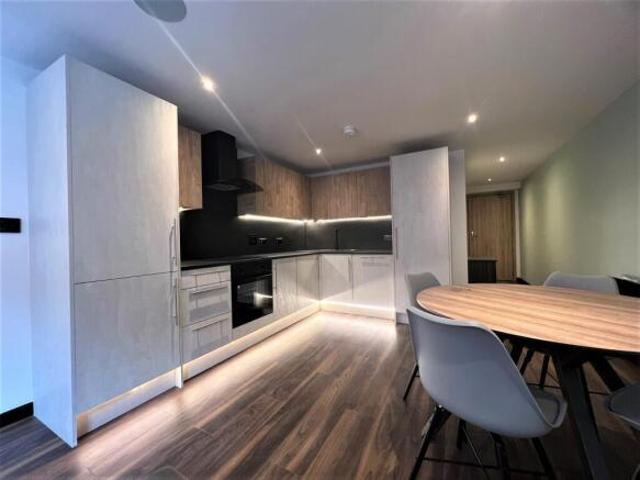 1 bedroom flat for rent in Silvester Street, City centre, Hull, HU1