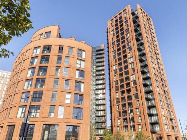 1 bedroom flat for rent in Silvocea Way, Blackwall, E14