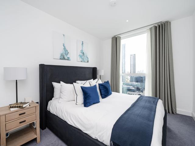 1 Bedroom Flat for Rent in Sirocco Tower | Foxtons