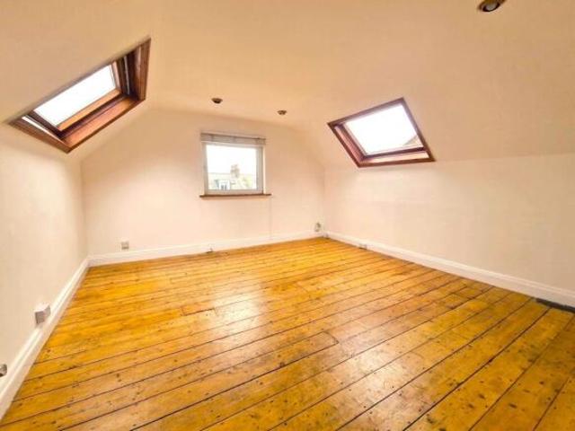 1 bedroom flat for rent in Somerfield Road, London, N4