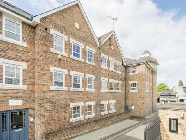 1 bedroom flat for rent in South Worple Way, Mortlake, SW14