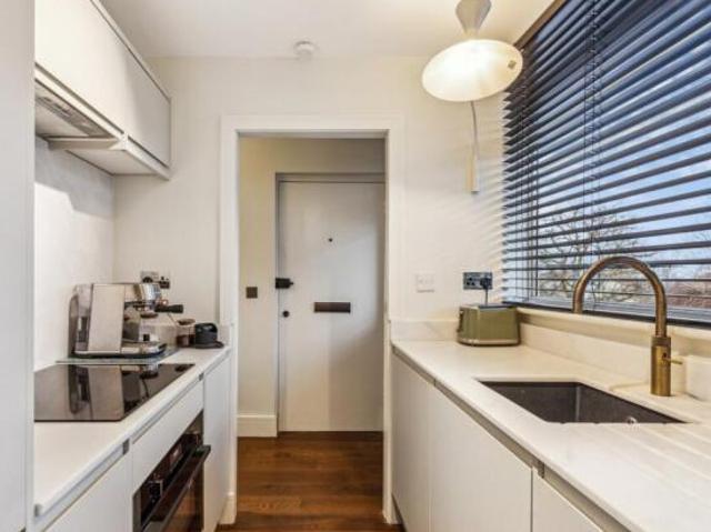 1 bedroom flat for rent in South Court, 28 Kersfield Road, SW15