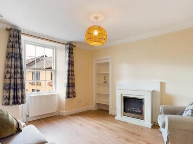 1 Bedroom Flat For Rent In South Side, Edinburgh