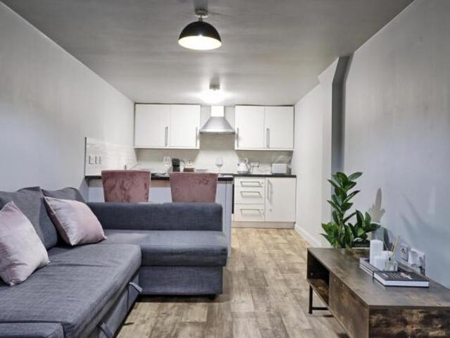 1 bedroom flat for rent in Southchurch Road, Southend on Sea, SS1