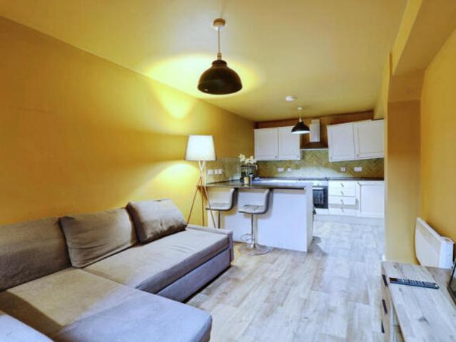 1 bedroom flat for rent in Southchurch Road, Southend on sea, SS1