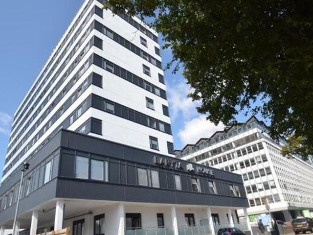 1 Bedroom Flat For Rent In Southend On Sea, Essex