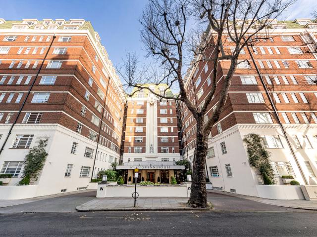 1 Bedroom Flat for Rent in Sloane Avenue | Foxtons