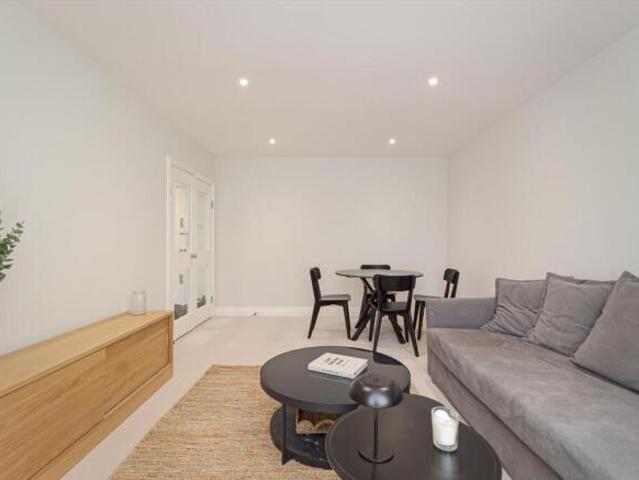 1 bedroom flat for rent in Sloane Street, Knightsbridge, London SW1X