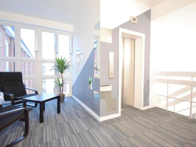 1 bedroom flat for rent in Smith House, Elmwood Avenue, Feltham, Hounslow, TW13
