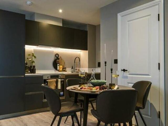 1 Bedroom Flat For Rent In Springwell Road