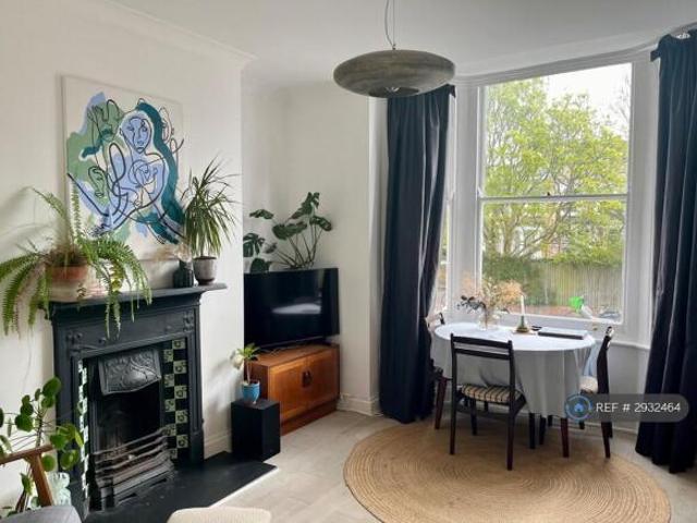1 bedroom flat for rent in Springdale Road, London, N16