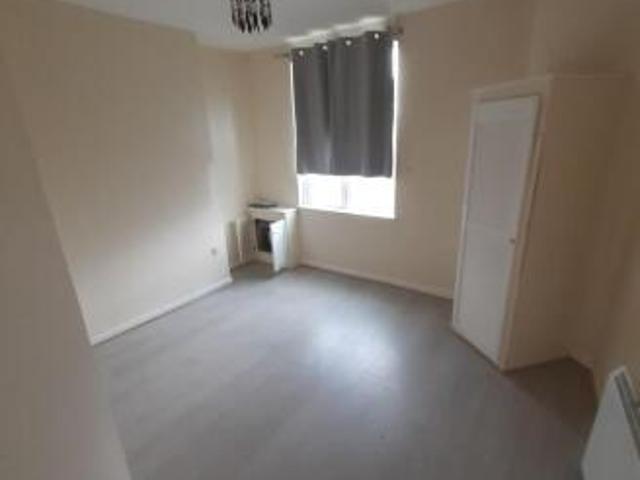 1 bedroom flat for rent in Swanscombe Road, Aylestone, LE2