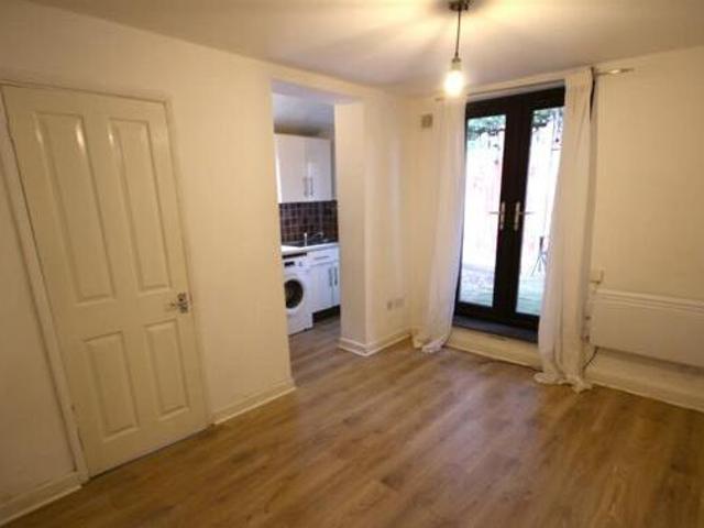 1 Bedroom Flat For Rent In St. Albans
