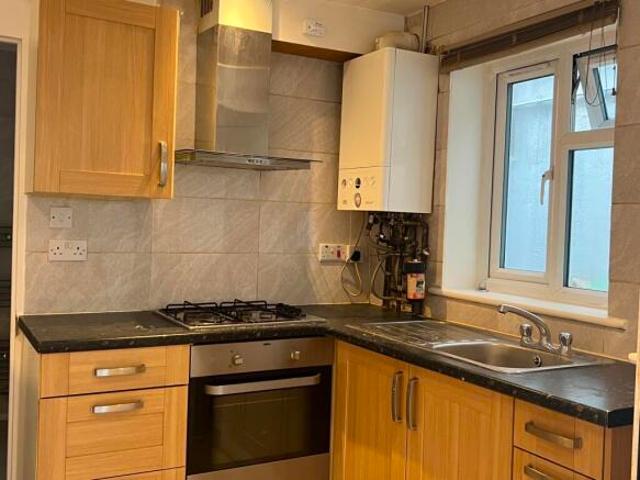 Studio flat for rent in St Albans Road, Watford, WD24