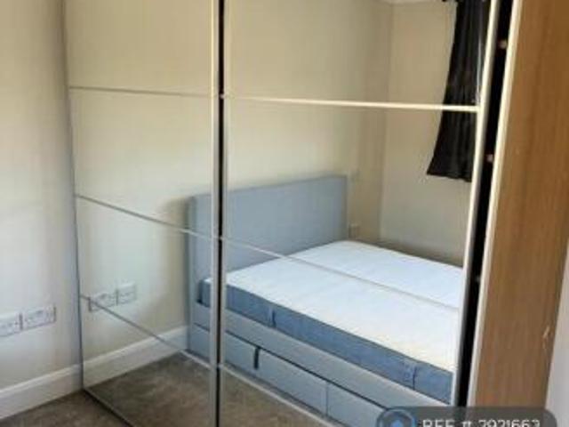 1 bedroom flat for rent in St. Albans Road, Watford, WD24