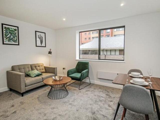 1 bedroom flat for rent in St Andrew's Court, Burley, Leeds, LS3
