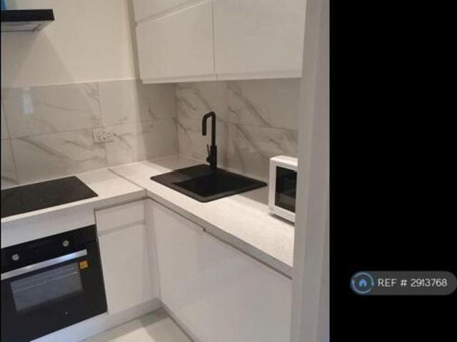 1 bedroom flat for rent in St Clement's Street, Oxford, OX4
