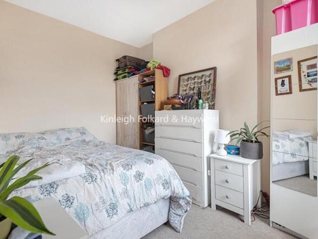 1 bedroom flat for rent in St Georges Court, Tooting, London, SW17