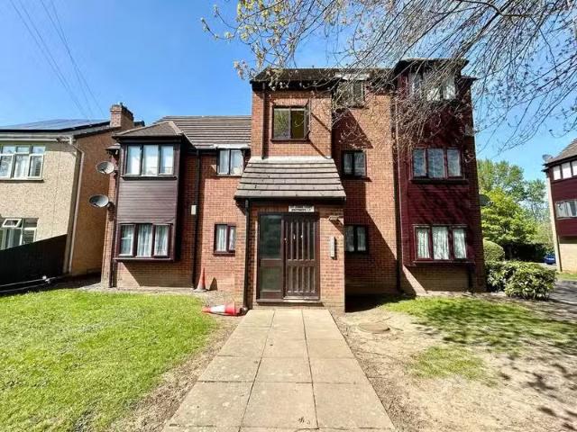 1 bedroom flat for rent in St James Court, Willenhall, Coventr.