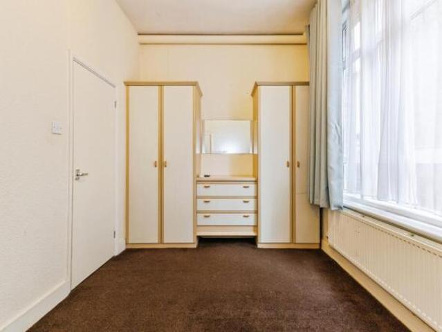 1 bedroom flat for rent in St. James Road, Sutton, SM1