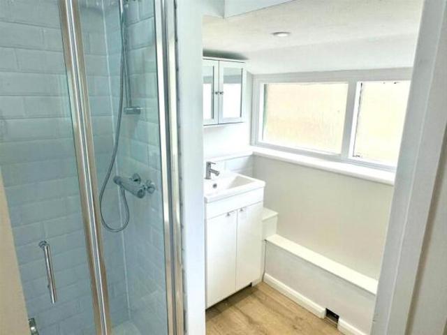 Studio flat for rent in St. Johns Road, Tunbridge Wells, TN4