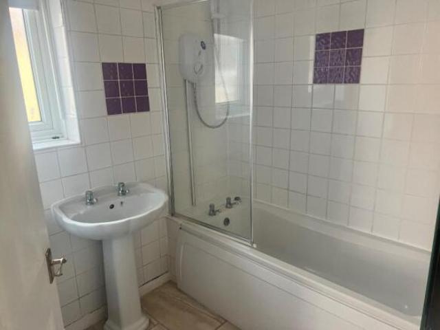 1 bedroom flat for rent in St. Leonards Road, Southend On Sea, Essex, SS1