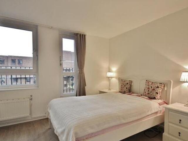 1 Bedroom Flat For Rent In St Paul´s Court, Hammersmith