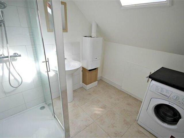 1 bedroom flat for rent in St Pauls Avenue, Willesden Green, NW2