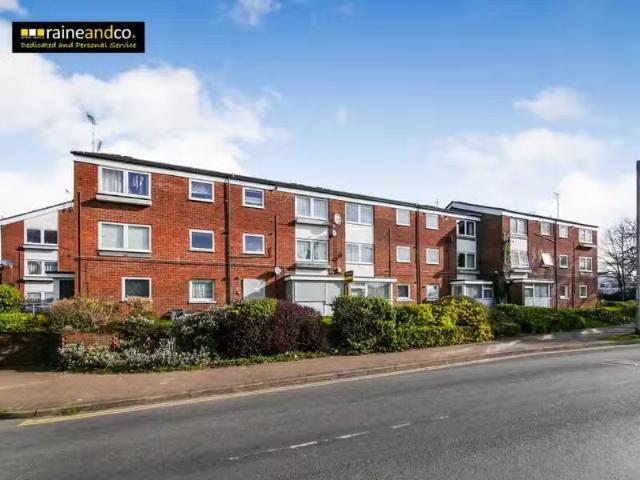 1 bedroom flat for rent in St. Peters Close, Hatfield, AL10