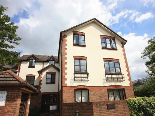 1 bedroom flat for rent in St Saviours Place Leas Road Guildford GU1