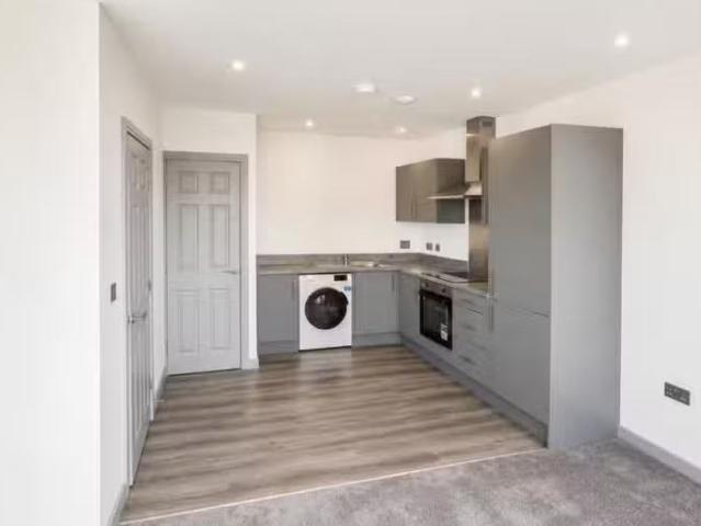 1 bedroom flat for rent in St Stephens House, Prospect Hill, R.