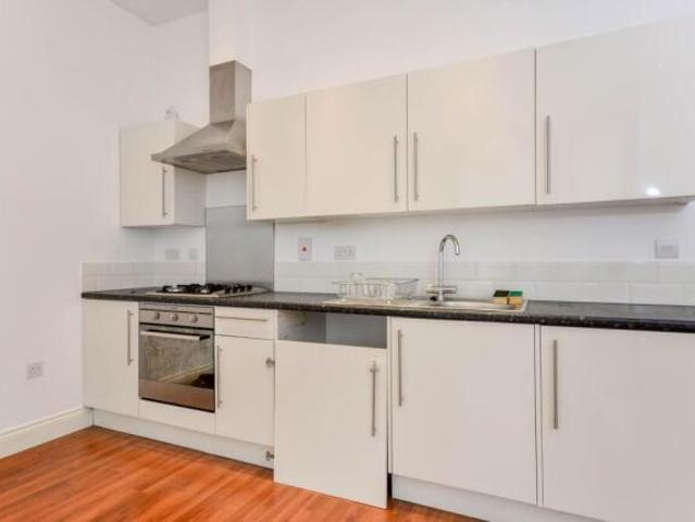 1 bedroom flat for rent in Stockwell Park Road, Stockwell, London, SW9