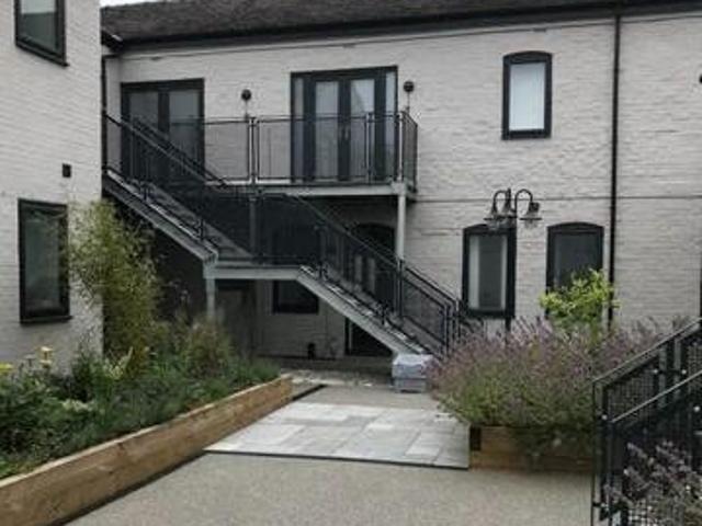 1 Bedroom Flat For Rent In Stoke on trent