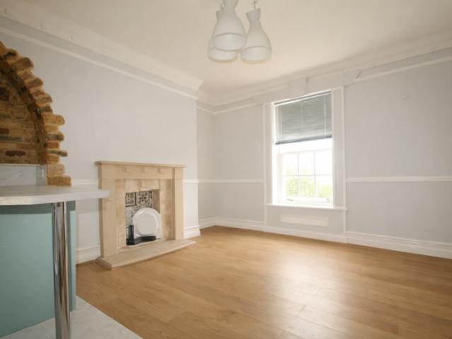1 bedroom flat for rent in Stone Street, Gravesend, Kent, DA11